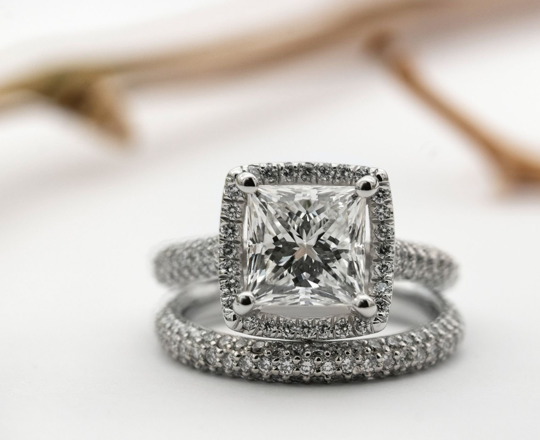 The Ultimate Beginners Guide to the 4 C’s: Carat, Cut, Colour & Clarity