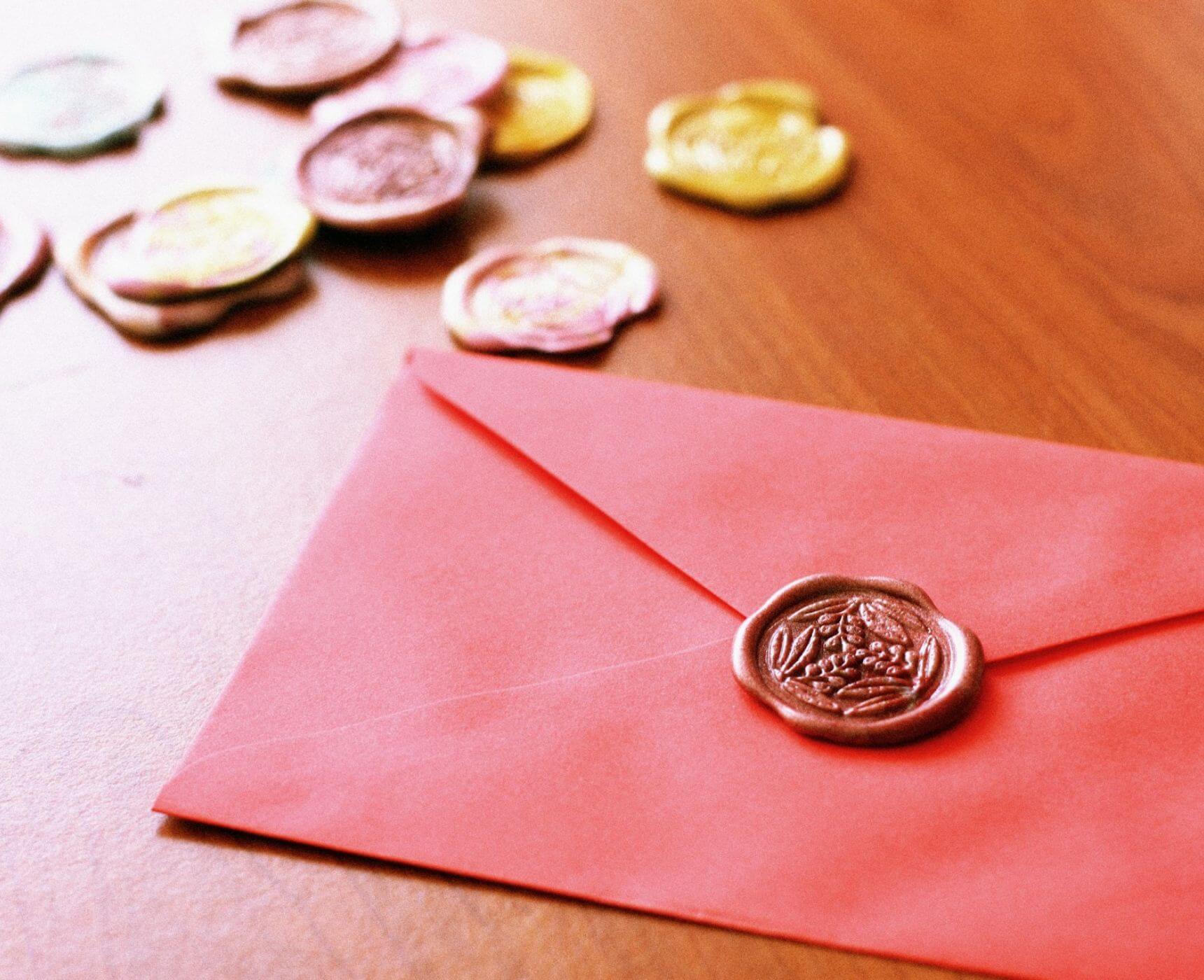 What is an Signet ring, when do you get one, and how do you wear it ...