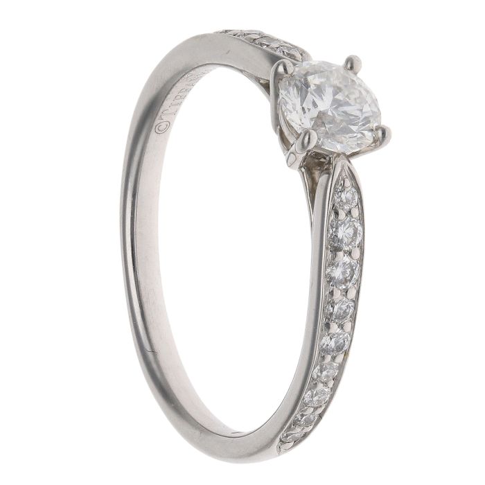 Platinum Rings | Free UK Delivery | Ramsdens Jewellery