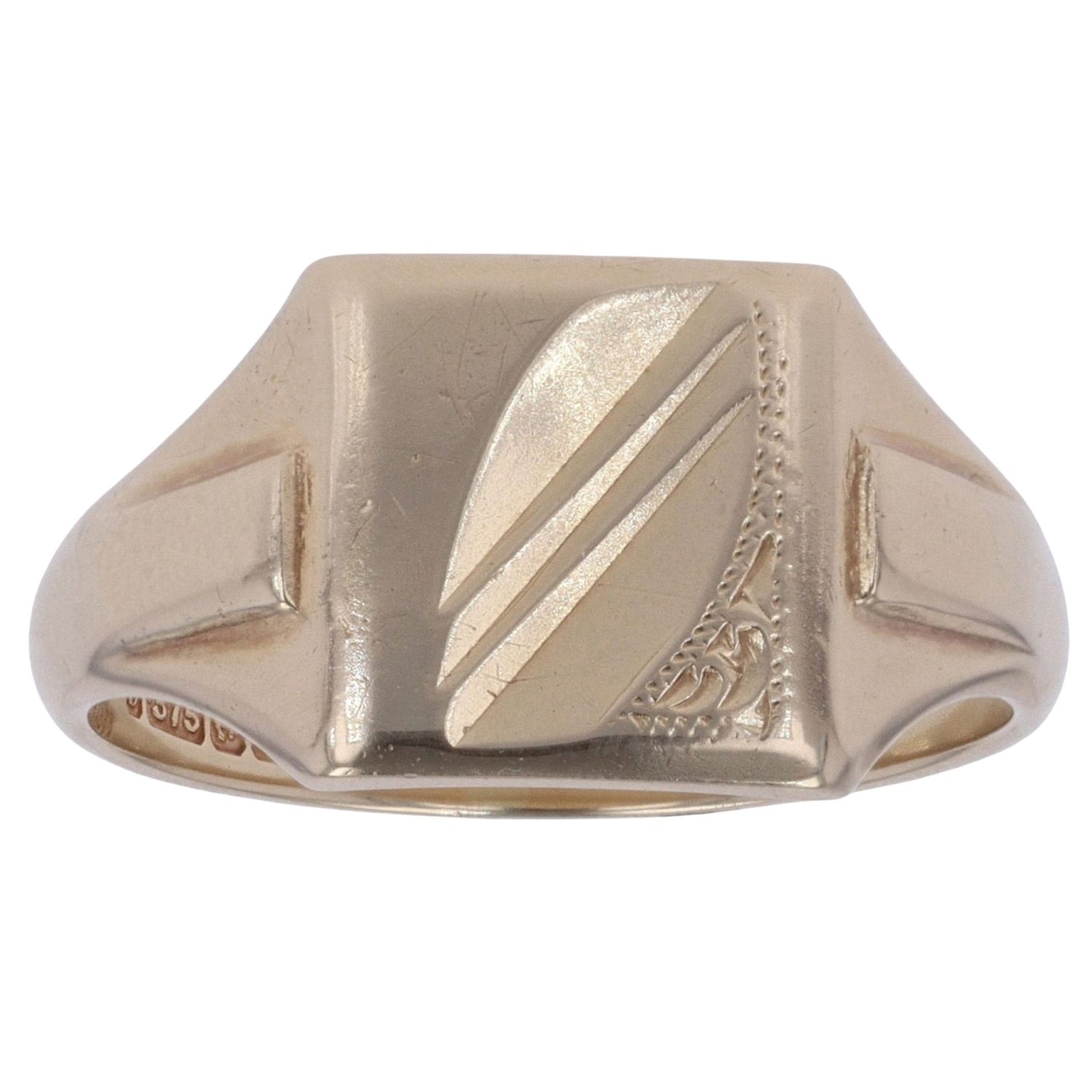9ct Yellow Gold Patterned Signet Ring RAMS988374122001 | Ramsdens Jewellery