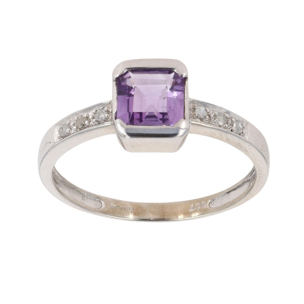 9ct White Gold Amethyst And 0.05ct Diamond Stone Set Ring ...