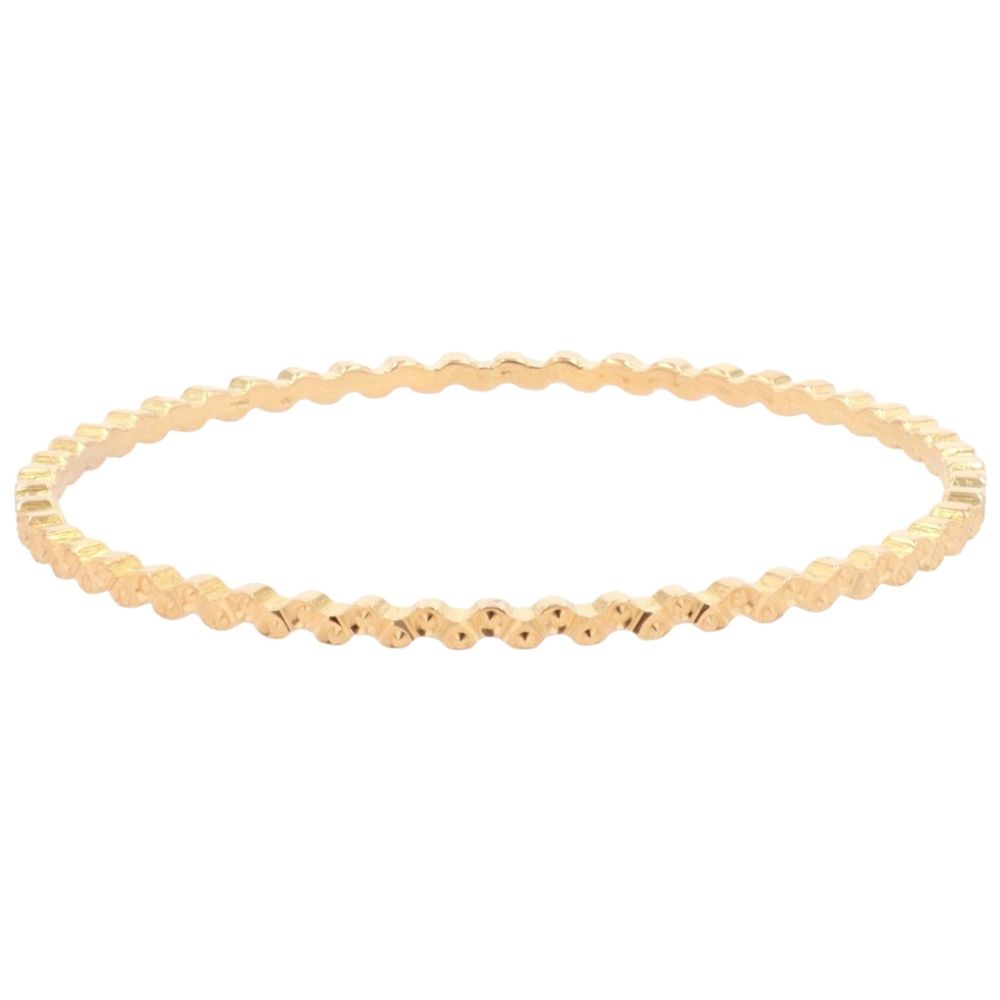 18ct Yellow Gold Patterned Wave Bangle RAMS660344624011 | Ramsdens ...