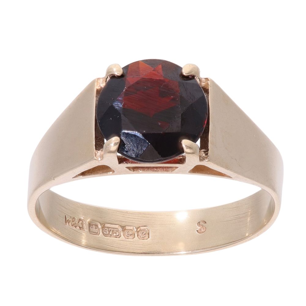 9ct Yellow Gold Garnet Single Stone Ring RAMS720302486009 | Ramsdens ...