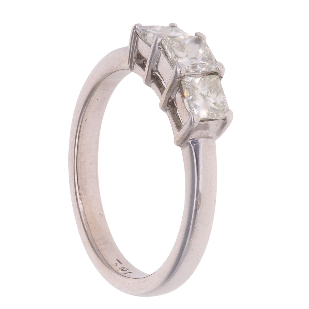 18ct White Gold 1.00ct Princess Cut Diamond Trilogy Ring ...